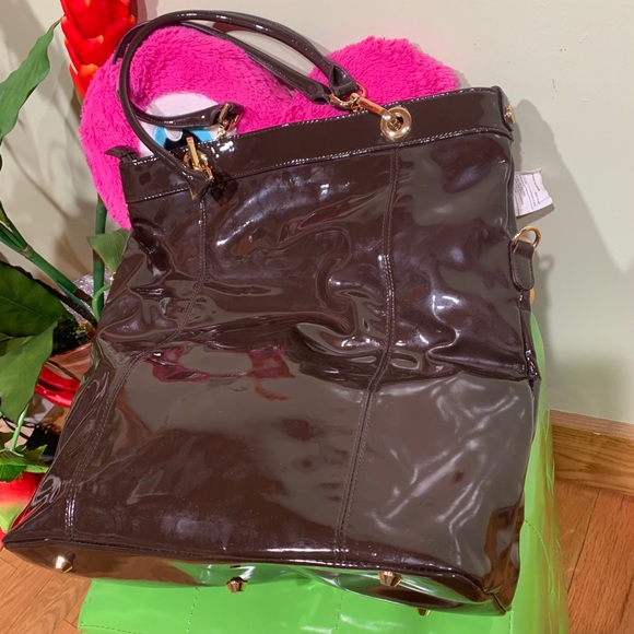 IMAN | Bags | Iman Brown Deep Tote Gold Hardware Patent Leather | Poshmark